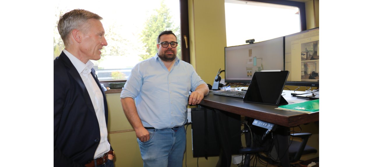 Firmenbesuch in der Schreinerei Lothar Schmitt GmbH | homepage